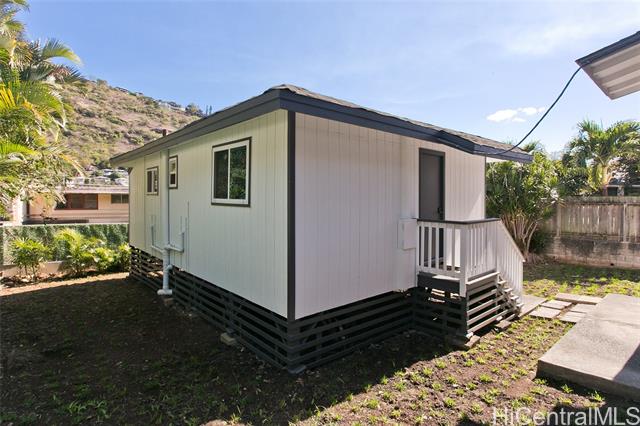 2075 Palolo Avenue, Honolulu, HI | Locations