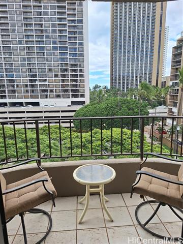 311 Ohua Avenue 605, Honolulu, HI | Locations