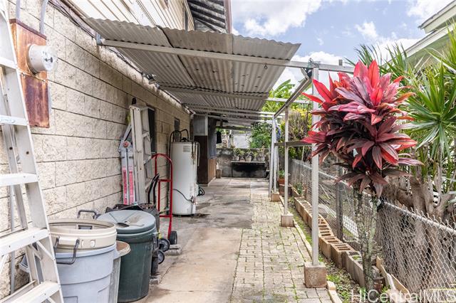 1513 Palolo Avenue, Honolulu, HI | Locations